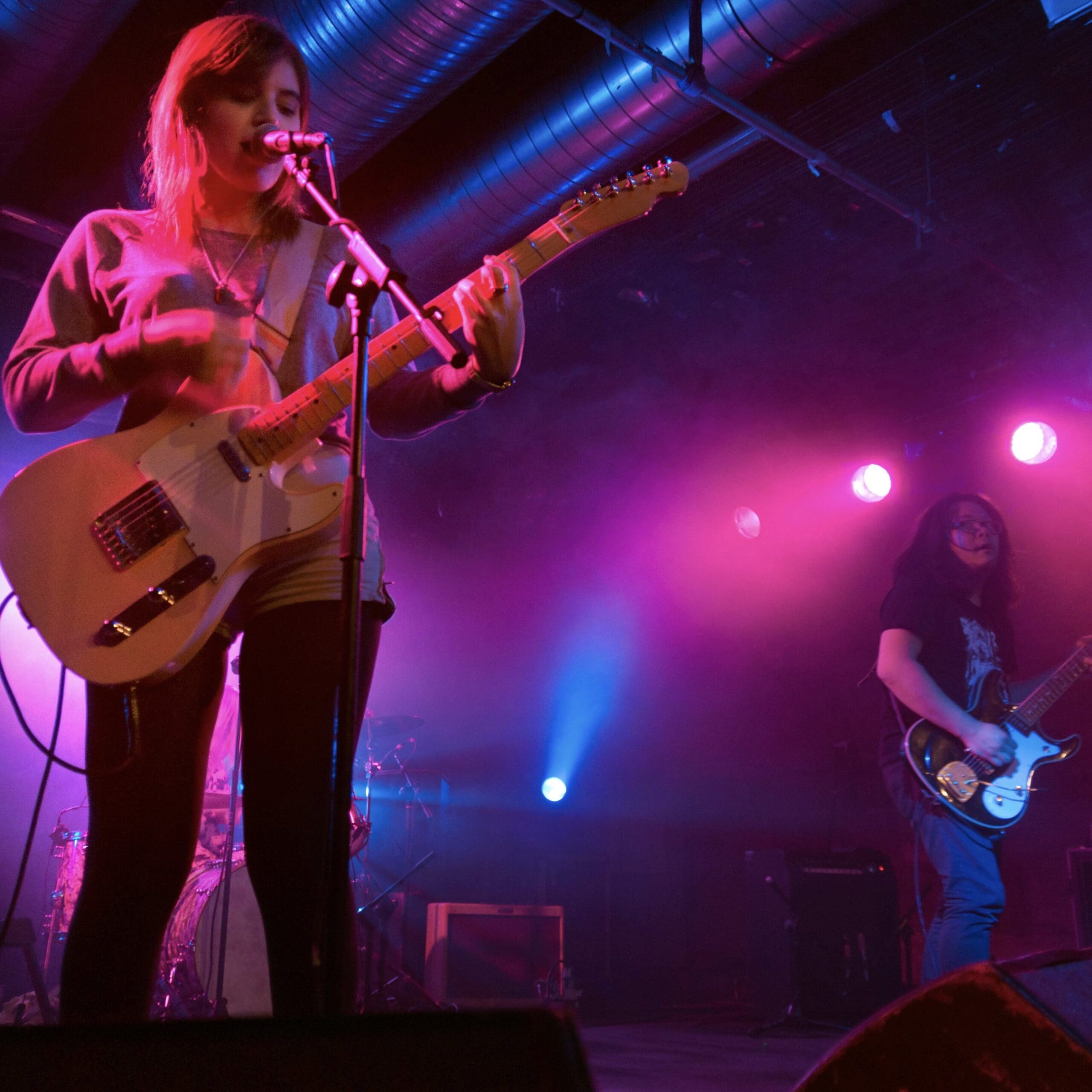 Best Coast - Celebrity Headliner